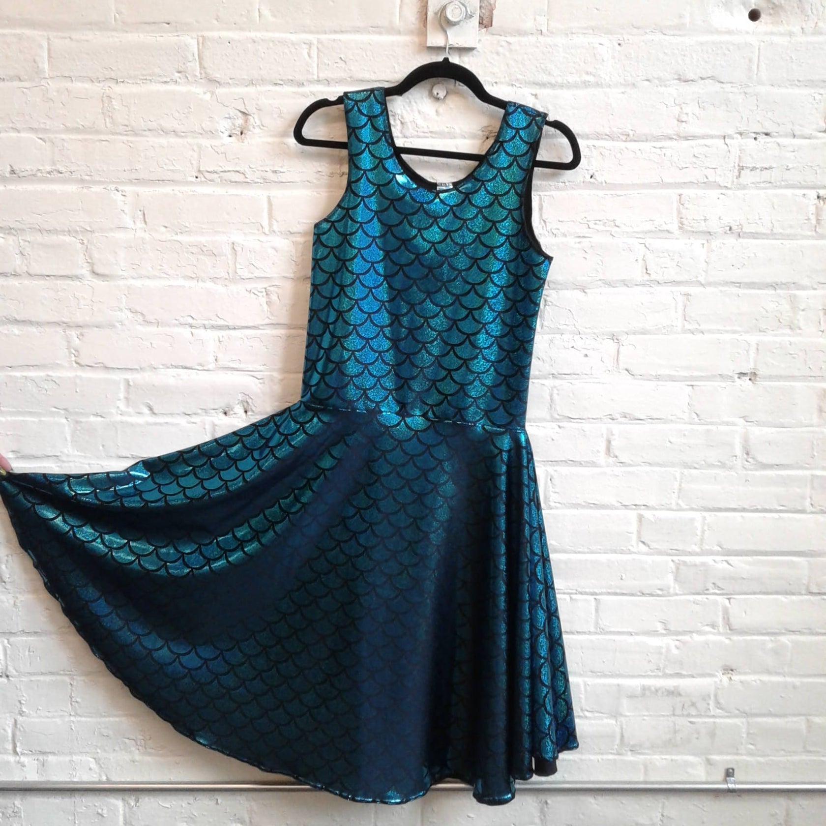 The Binder Dress – Shapeshifters